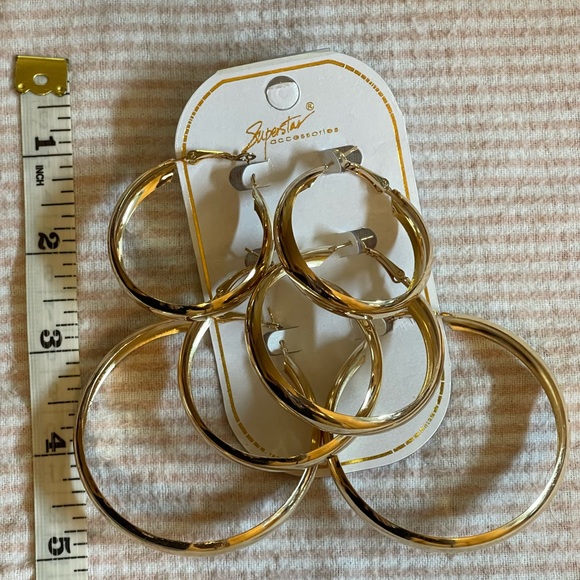 superstar | Jewelry | 3 Pairs Of Gold Toned Hoops Set | Poshmark